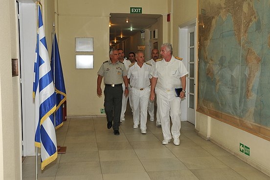Επίσκεψη Αρχηγού ΓΕΕΘΑ στη ΣΔΕΠΝ - Πολεμικό Ναυτικό - Επίσημη Ιστοσελίδα