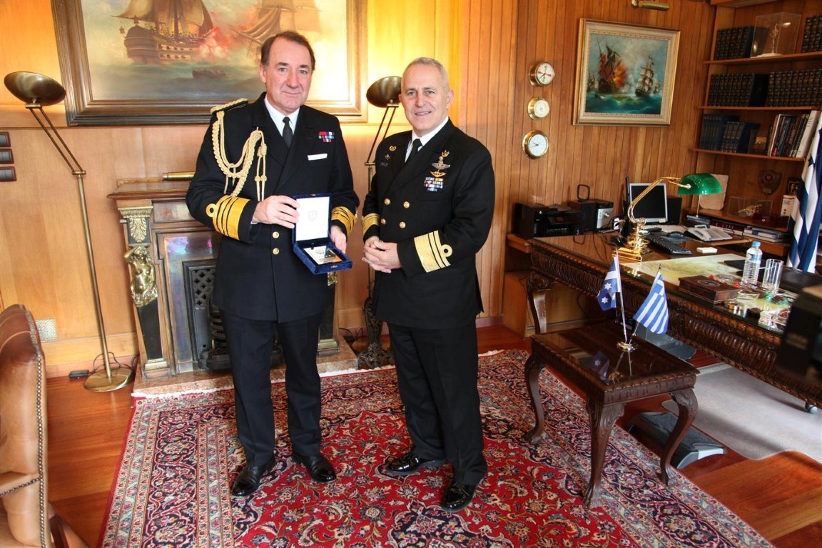 United Kingdom Naval Staff Chief pays an official visit to HNGS ...