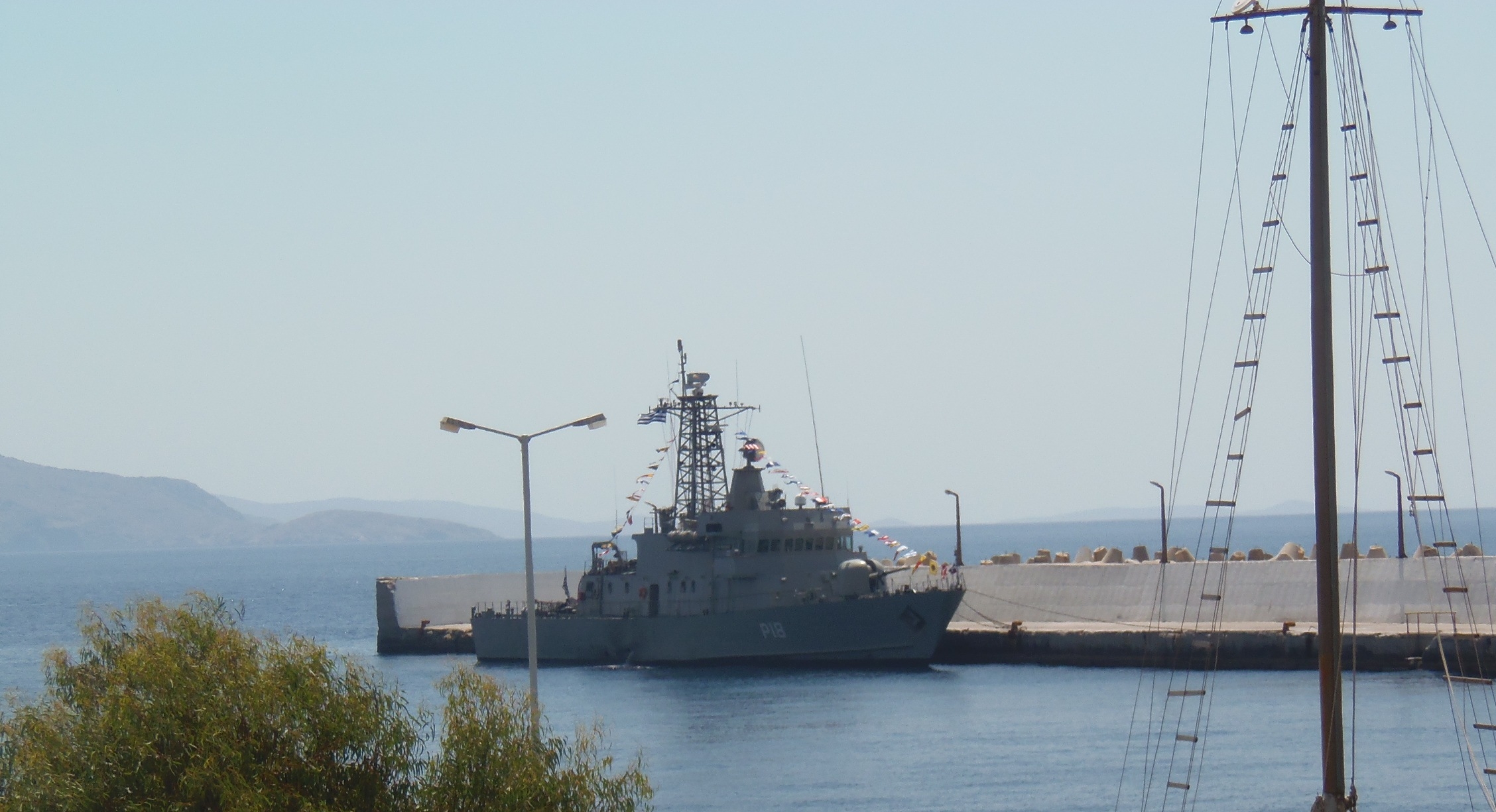 Συμμετοχή του Πολεμικού Ναυτικού στην 102η Επέτειο Απελευθέρωσης της ...