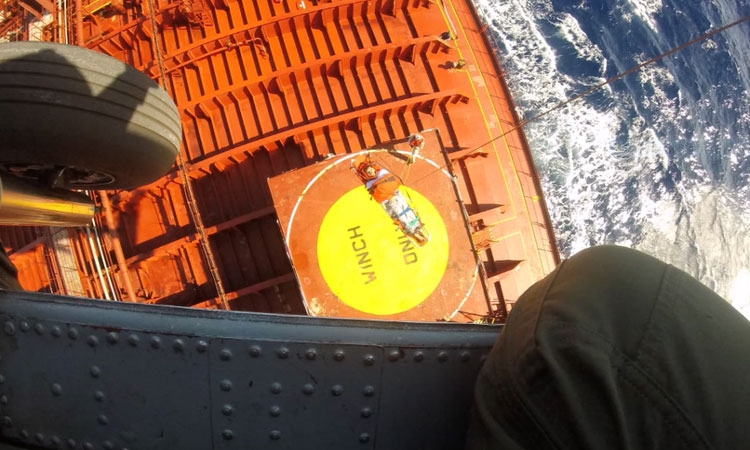 Μεταφορά Ασθενούς με Ελικόπτερο του ΠΝ - Πολεμικό Ναυτικό - Επίσημη ...