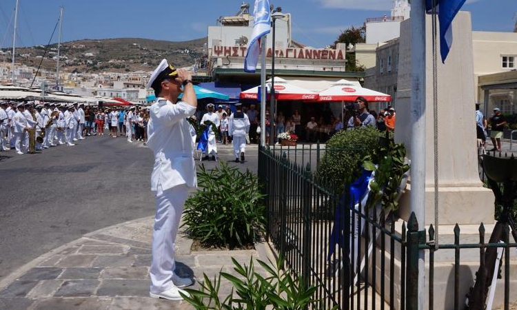 Παρουσία Αρχηγού ΓΕΝ στις Εκδηλώσεις του ΠΝ “Μέγα το της Θαλάσσης ...