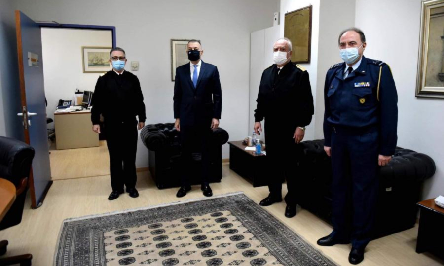 Επίσκεψη ΥΦΕΘΑ Αλκιβιάδη Στεφανή σε Στρατιωτικά Νοσοκομεία της ...