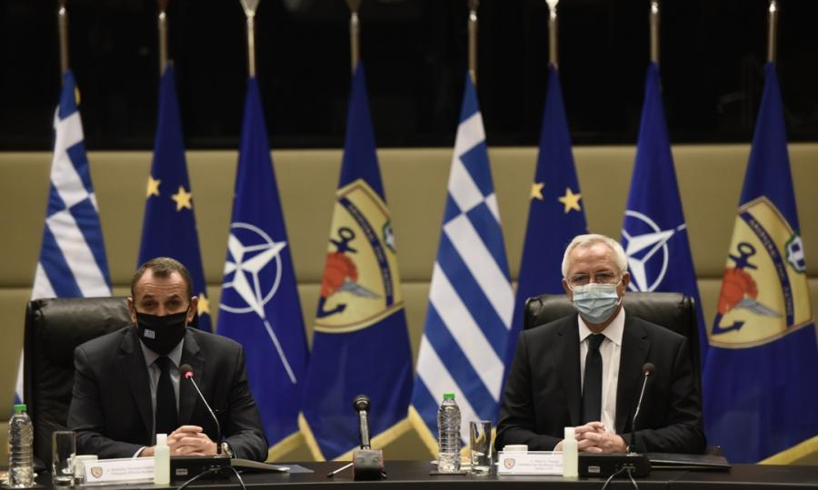 Ο ΥΕΘΑ Νικόλαος Παναγιωτόπουλος παρέλαβε δωρεά 500.000 ευρώ για την ...