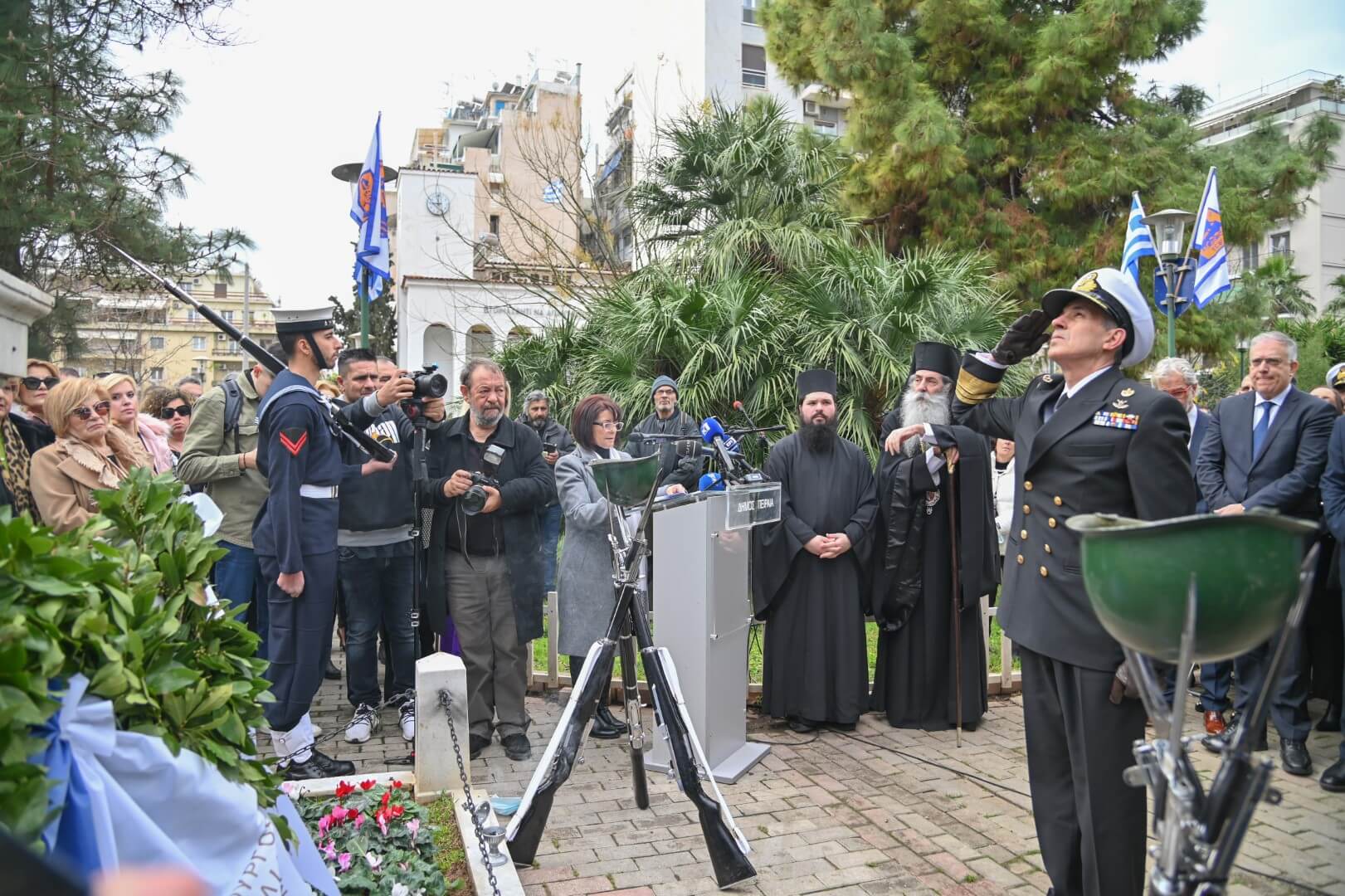 Επιμνημόσυνη Δέηση στη Μνήμη του Αντιναυάρχου Παναγιώτη Βλαχάκου ΠΝ ...