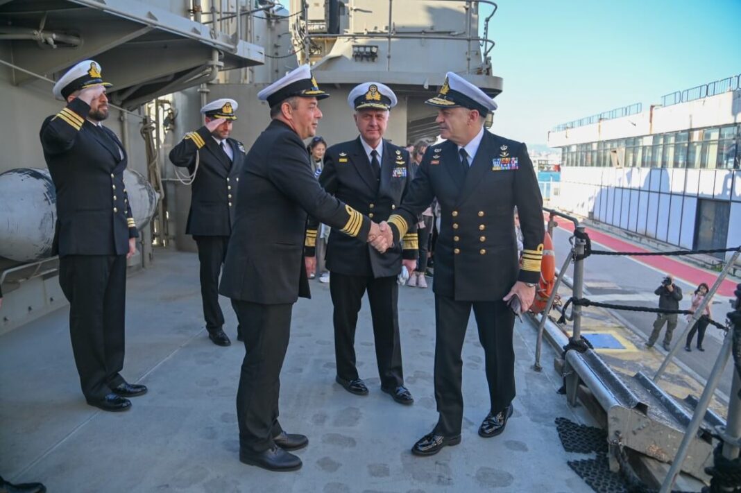 Επισκεπτήριο Κοινού σε Πλοία του Πολεμικού Ναυτικού στο Πλαίσιο ...