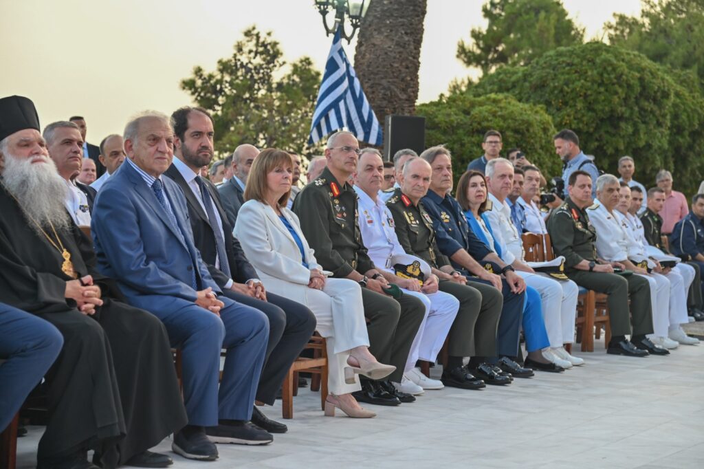 Εορτασμός της 51ης Επετείου του Κινήματος του Ναυτικού - Πολεμικό ...