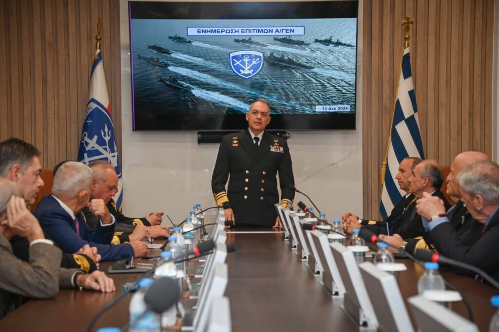 Ετήσια Επίσκεψη Επιτίμων Αρχηγών ΓΕΝ στο Γενικό Επιτελείο Ναυτικού ...