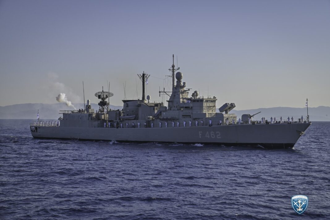 Επιθεώρηση του Στόλου εν πλω από την Α.Ε. τον Πρόεδρο της Δημοκρατίας ...